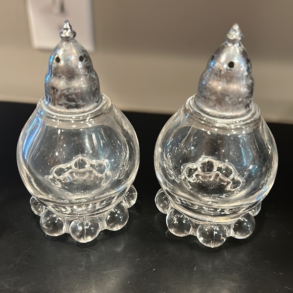 Boopie glass | Dining | Vintage Boopie Glass Salt And Pepper Set Looks ...